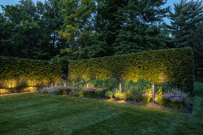 Modern Pathway Lighting Ideas to Update Your Home